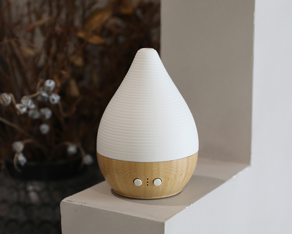 Mila-Wooden Base Portable Electric Ultrasonic Art Diffuser | MOZZIN ...